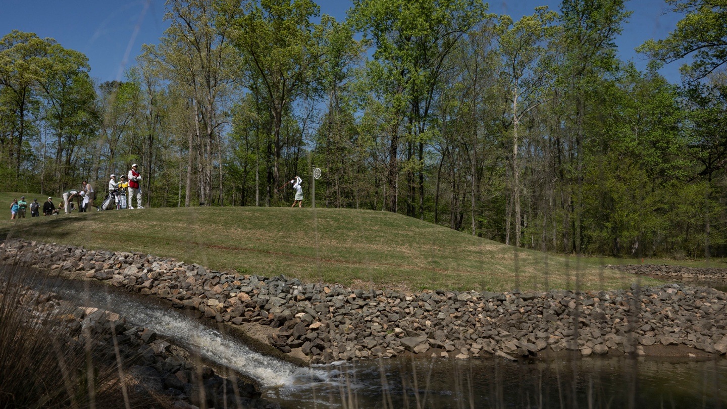 Rose Zhang plays hole No. 15 during the second round of the 2023 ...