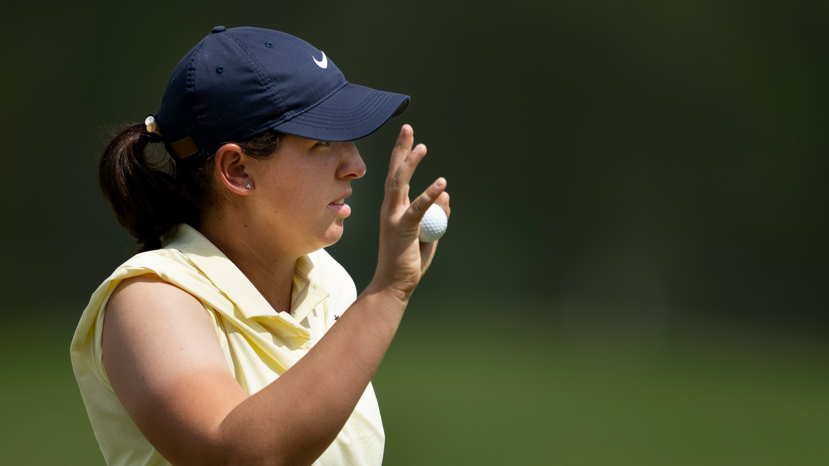 Farah O’Keefe of United States reacts on No. 9 during the first round ...